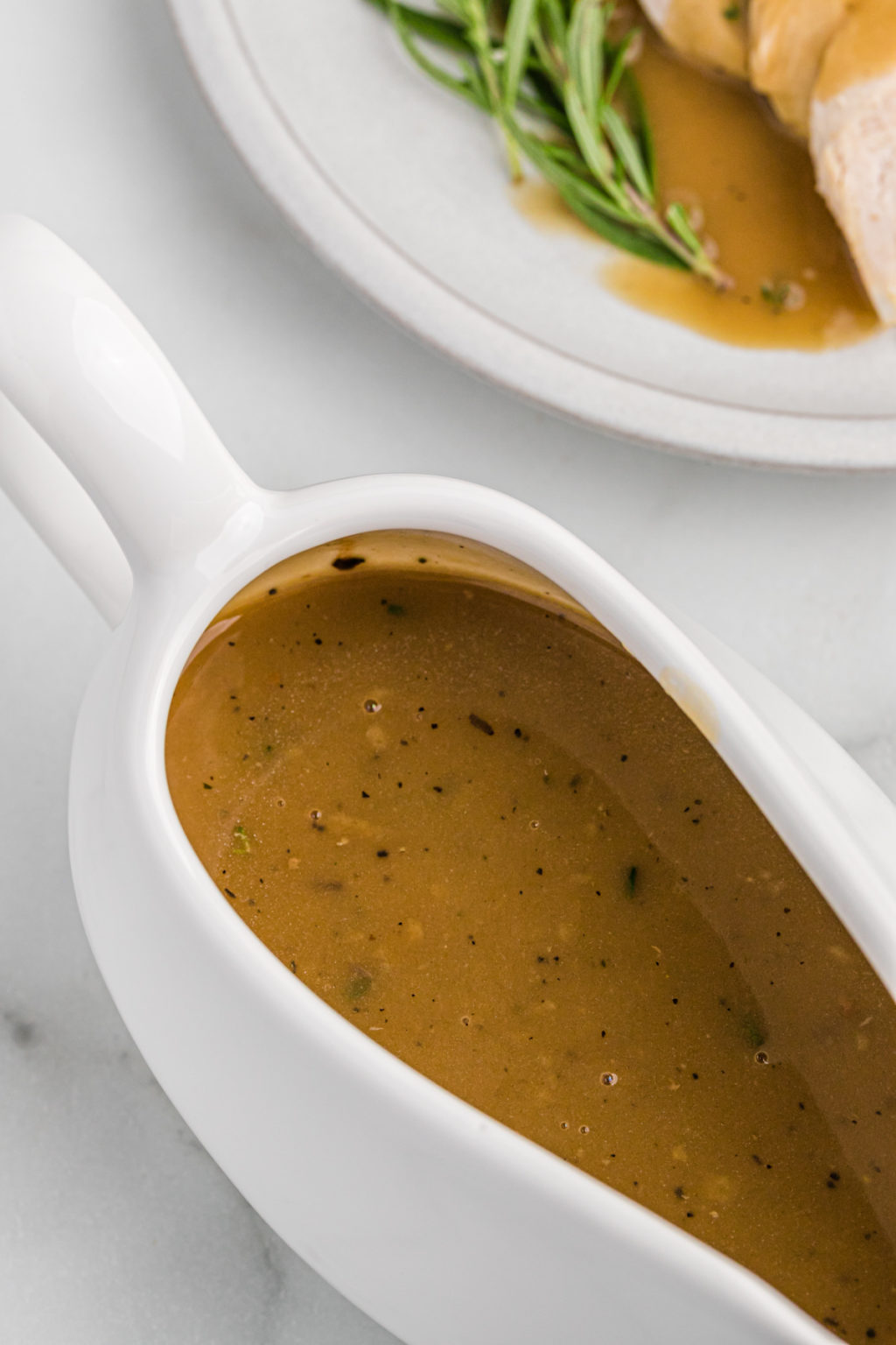 Easy Turkey Gravy Recipe - blackpeoplesrecipes.com
