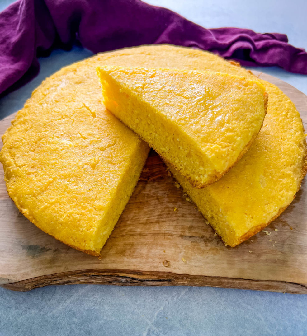 Southern Cornbread Recipe - blackpeoplesrecipes.com